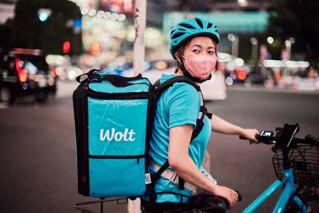 【最新】Wolt（ウォルト）配達員の登録方法は？報酬や仕事内容も解説 | aumo[アウモ]