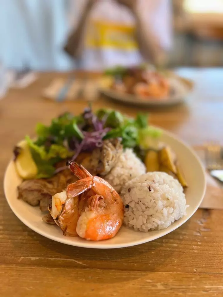 ALOHA CAFE Pineapple 生駒店（アロハ カフェ パイナップル） - 学園前周辺 (カフェ)の口コミやアクセス情報｜aumo[アウモ]
